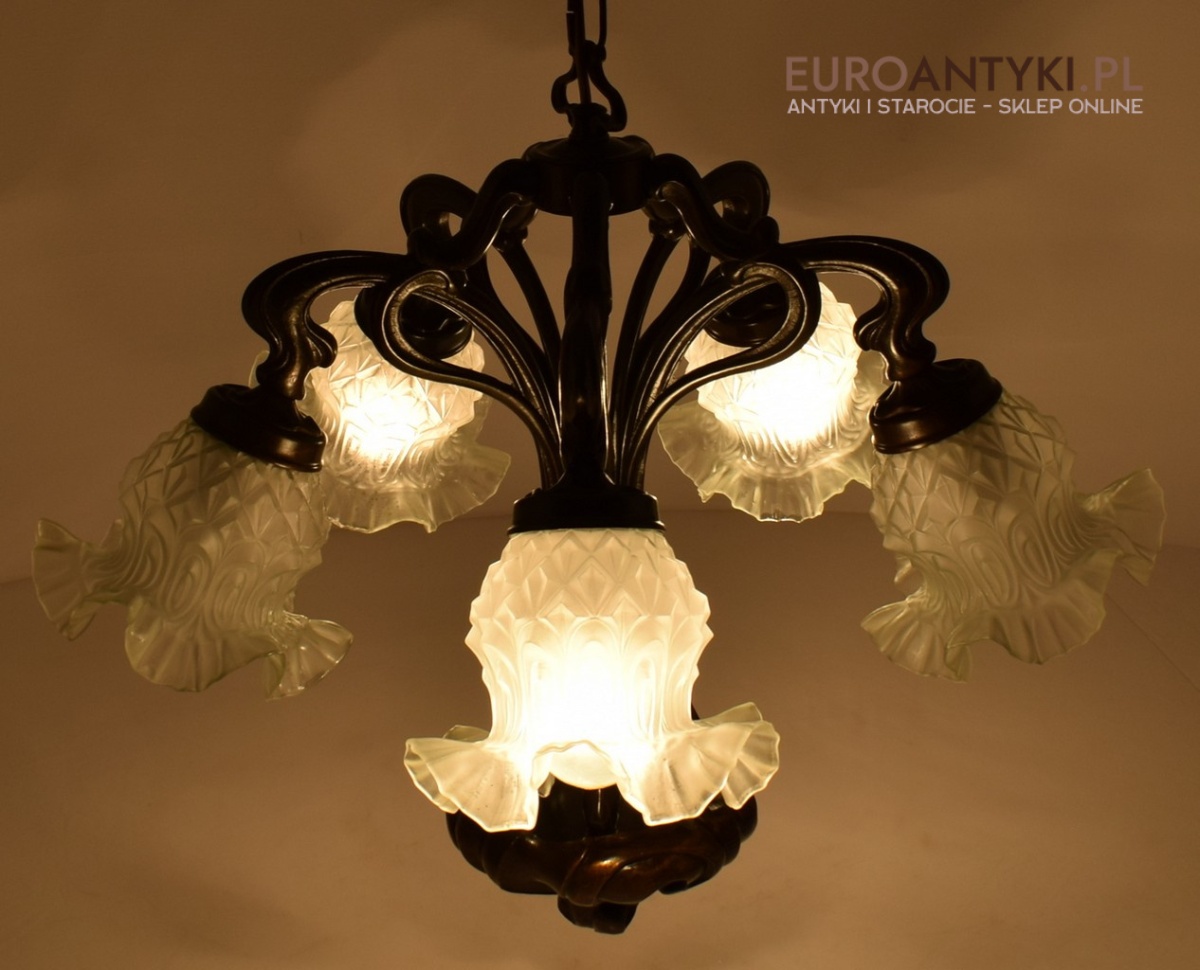 Secesyjny żyrandol z brązu z kloszami. Lampy antyczne Art Nouveau ...